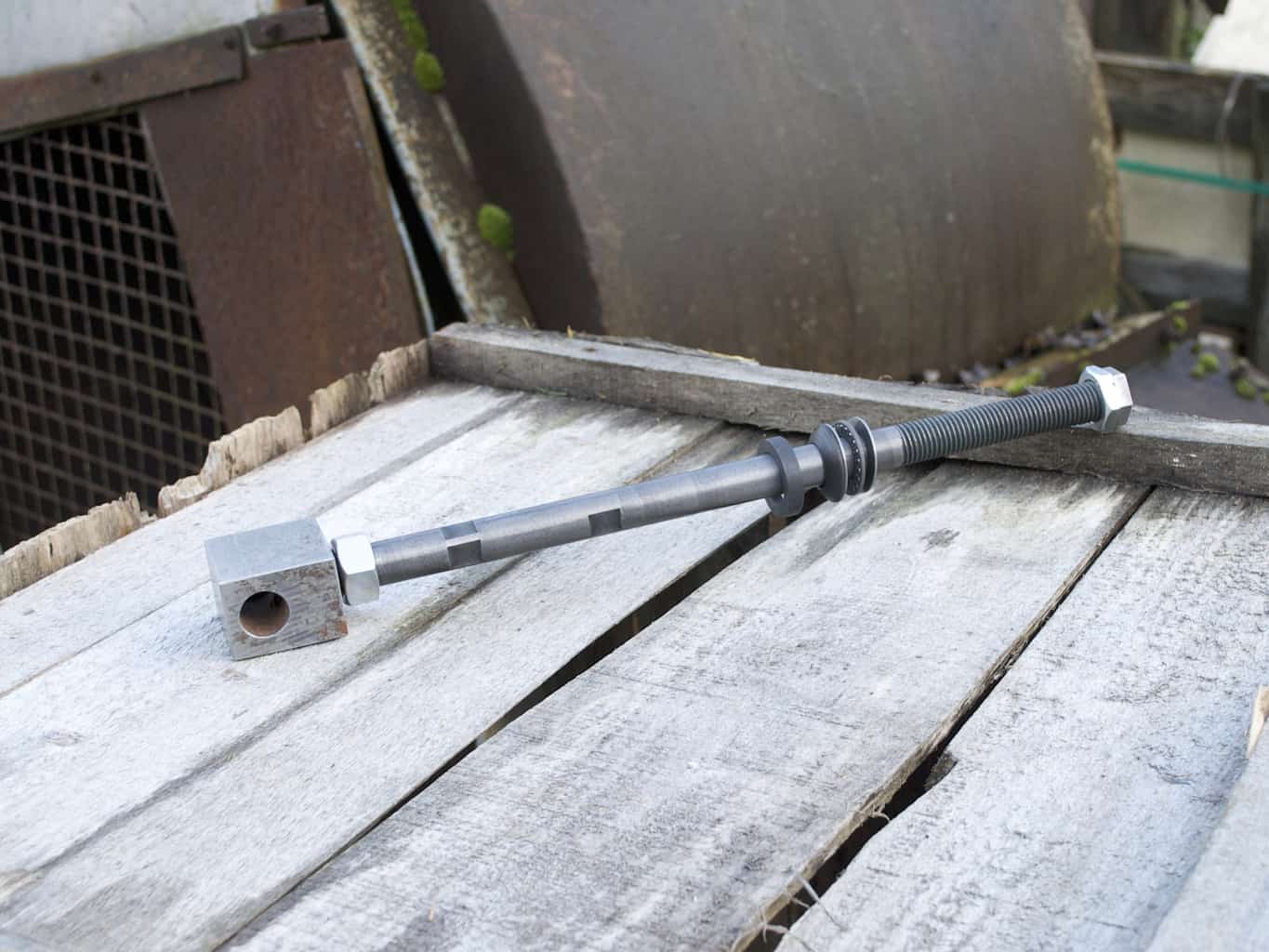 Stub Axle Retaining Tool Hire - Wolf Performance